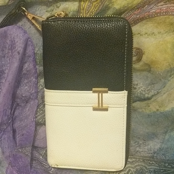 Halston Heritage | Bags | Halston Wallet In Black And White | Poshmark